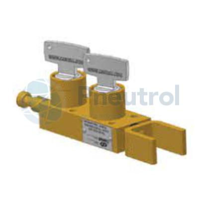 KLC-QS-3 - Stainless Steel, Q Type, Castell KLC Dual Key Claw Interlock ...